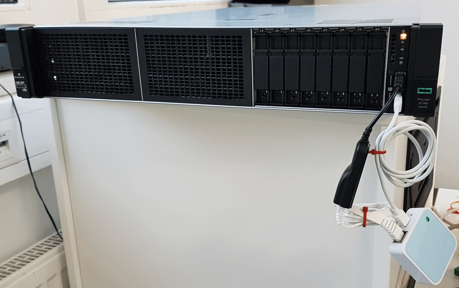 The HPE iLO 5 Service Port